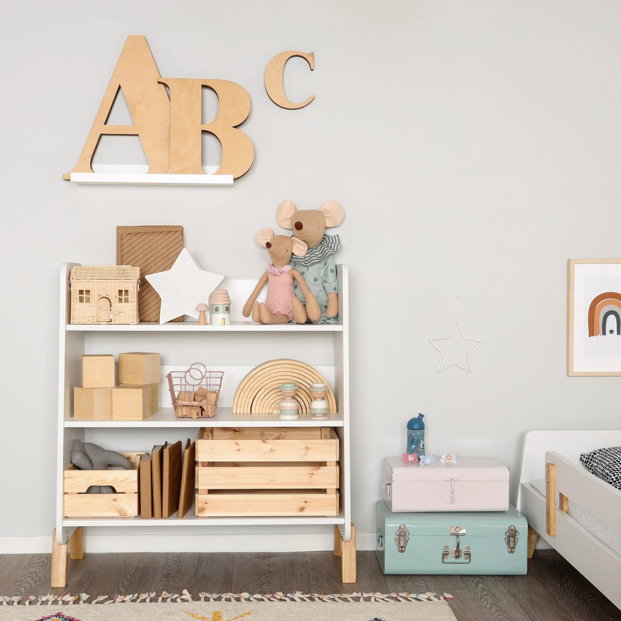 Dadada Baby - Muse Bookshelf – Little Canadian